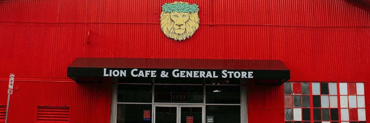 Lion Coffee Café - Lion Coffee